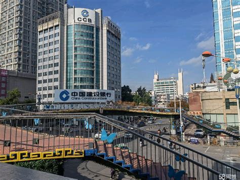 【2图】步行街门面房，面积大，水电地面墙面精装，空调等设施齐全合肥庐阳淮河路步行街商铺租售生意转让出租 合肥58同城