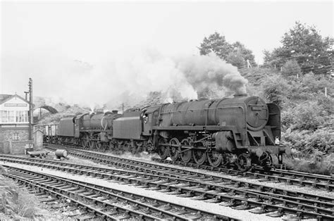 Kenilworth Junction British Railways Standard Class 9f 2 10 0 No 92216