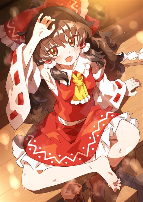 Hakurei Reimu Touhou Drawn By Fuji Tarawi Danbooru