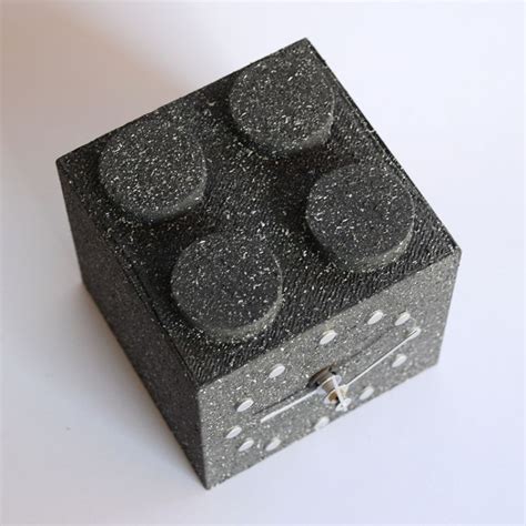 Table Clock Design Building Text3 Grecaridea