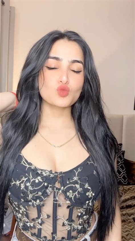 Sassy Poonam Foryou Reels Instagram