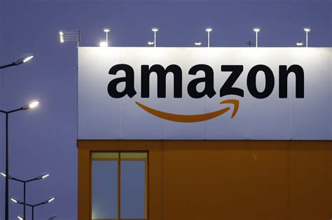 Amazon To Invest 13 Bln In France Create 3000 Jobs Reuters