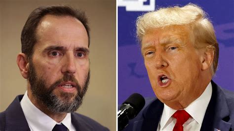 Federal Prosecutors Propose Pushing Back Trumps Classified Documents