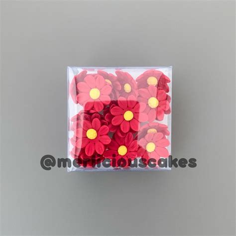 Jual Daisy 45 Merah Bunga Gumpaste Flower Cake Kue Topper Shopee Indonesia