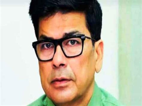 Bareilly Mayor Profile Who Is Dr Umesh Gautam Who Fed Lotus In Bareilly