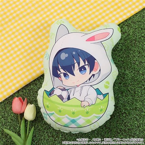 ブルーロック ダイカットクッション 潔 世一 キャラグッズ｜ムービック（movic）