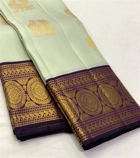 Kanchipuram Handloom Weaves With Beautiful Chakra Design