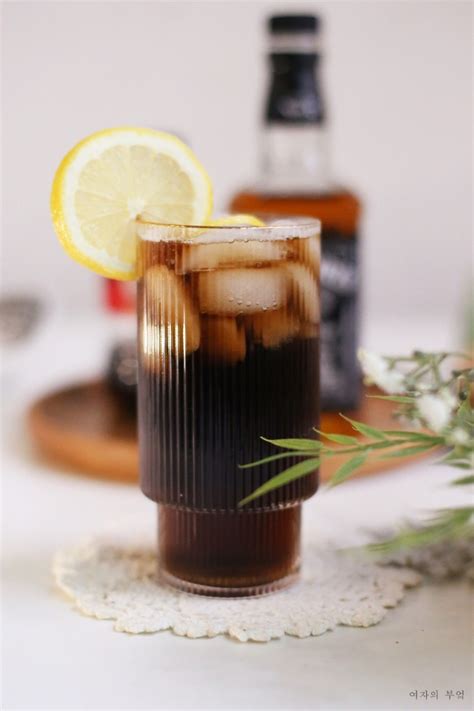 잭콕 하이볼 만드는법 하이볼 위스키 추천 잭콕 비율 레시피 홈 칵테일 만들기 네이버 블로그