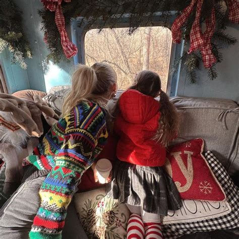 Gigi Hadid Shares New Photos Of Three Year Old Daughter Khai Growing Up
