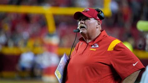 Ranking The Nfls Top 10 Head Coaches Entering 2023 Pff Rnflv2