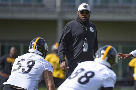 Examining The Evaluation Process Of Assistant Coaches Under Mike Tomlin