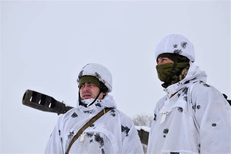 Заступник командувача військ оперативного командування «Північ полковник Євген Мельник