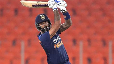 Ind Vs Sl Suryakumar Yadav Deepak Chahar Out Of T20is
