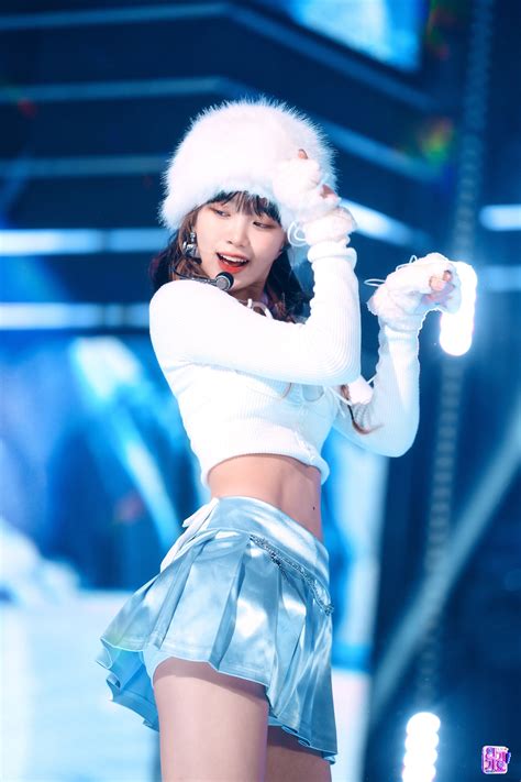 221113 Le Sserafim Chaewon Antifragile At Inkigayo Kpopping