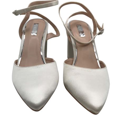 Be Minebnwt Ivory Satin Wedding Heels With Wrap Around Ankle Womens Size 11 42 9 White