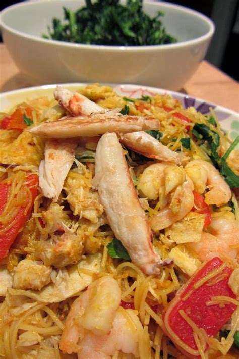 Slimming World Delights Crab And Prawn Singapore Noodles