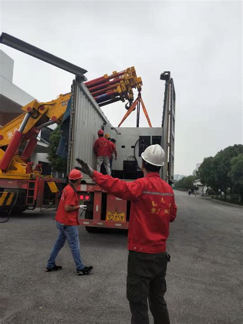 施工现场 苏州叉车出租 苏州叉车吊车出租 苏州随车吊出租 苏州装卸公司 苏州吊装公司 苏州设备包装公司苏州木箱包装苏州吊装公司苏州新叉车