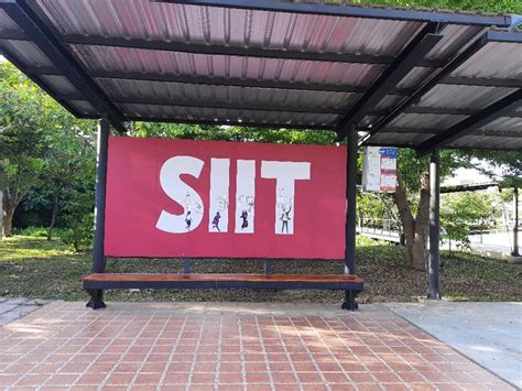 Thammasat University Siit Bus Stand