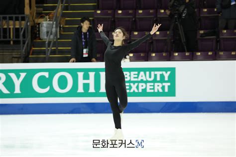 현장 스케치 이해인세화여고 2023 사대륙 피겨스케이팅 선수권 대회 연습 문화포커스