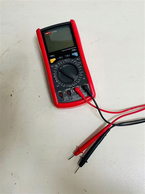 Multimetr ręczny UNI T UT70A 2707 23 13943628382 oficjalne