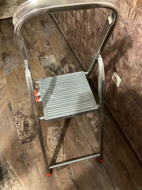 Лестница металлическая стремянка на 3 ступеньки 1 000 грн Інші будматеріали Київ на Olx