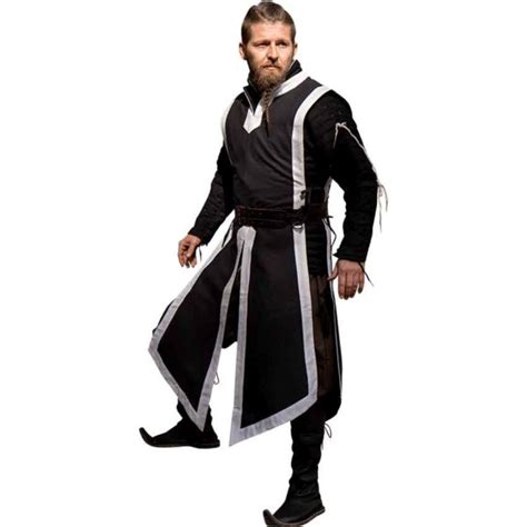 Medieval Tunics And Tabbards Dark Knight Armoury