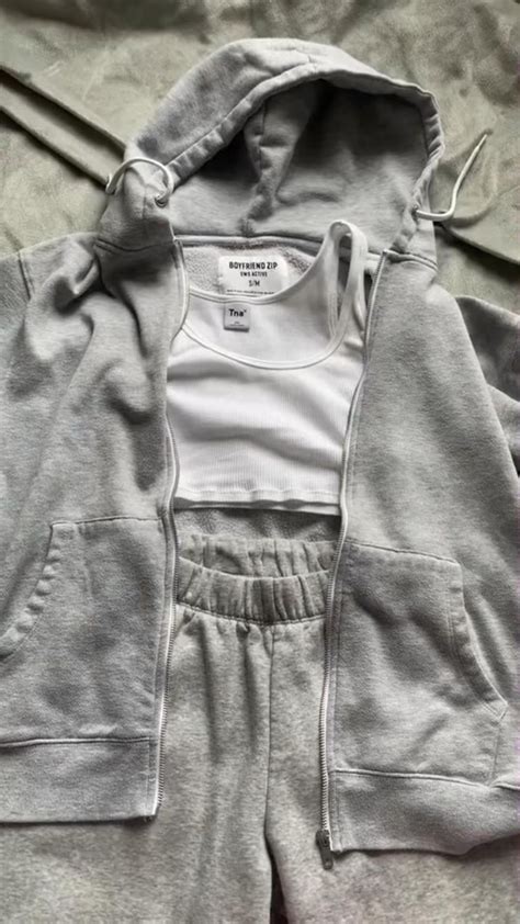 Styling Grey Sweatpants🤍style Casual Outfits Gray Hoodie Outfit