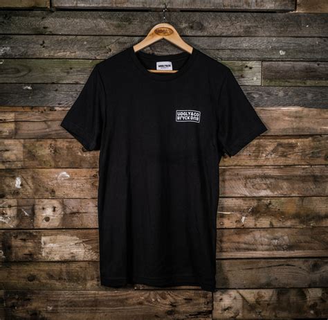 Tees Uggly And Co