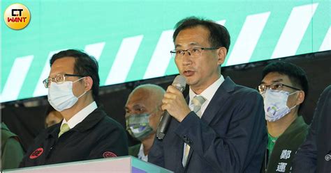 大輸張善政10多萬票 鄭運鵬抵競選總部「發表敗選感言」：會繼續回饋桃園 政治 Ctwant