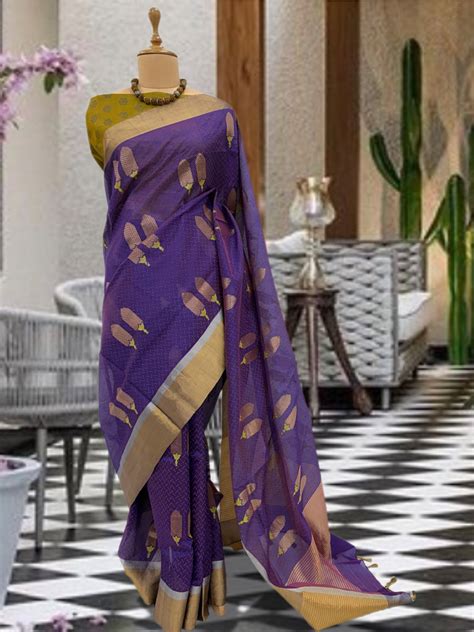 Top 3 Reasons Why Organza Sarees Are Trending And Why You Should Get