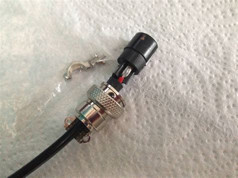 Connector Unidentifiable Cable Socket Electrical Engineering Stack Exchange