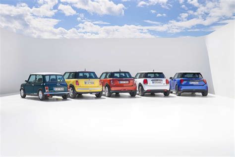 Mini History Shot Mini Cooper Gen 1 Mk Vii Mini Cooper Gen 2 Mk I