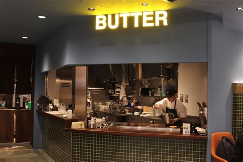 丸の内BUTTER 美瑛放牧酪農場まさにミルクを食べるバターを食べるホットケーキふた旅