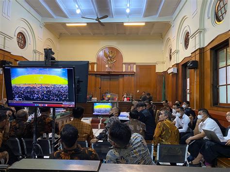Pakar Minta Komisi Yudisial Tindaklanjuti Kejanggalan Dalam Sidang