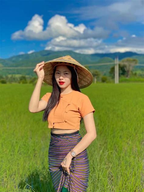 ️ၼုင်ႈၶူဝ်းတႆးႁဝ်းလႄႈဢမ်ႇသင် H K U R H S E N G Facebook