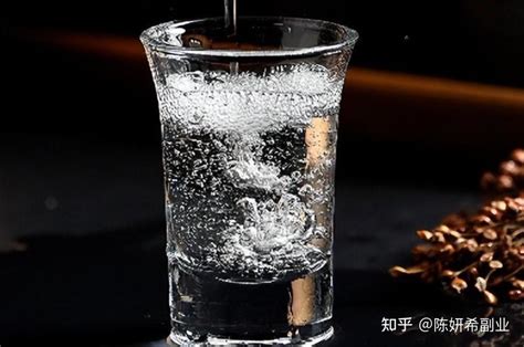 同样是汾酒，红盖和黄盖有何区别？行家：相差甚远，搞懂再喝 知乎