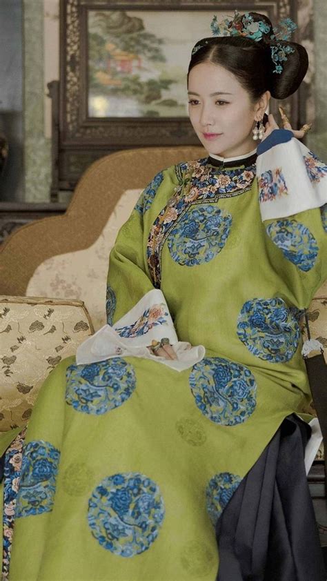 乾隆退位留下50位妃子，嘉慶如何對待她們？他用的這1招太狠了 每日頭條