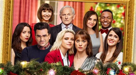 Happiest Season Spotlights Lgbt Love In Christmas Rom Com Hollywood News The Indian Express