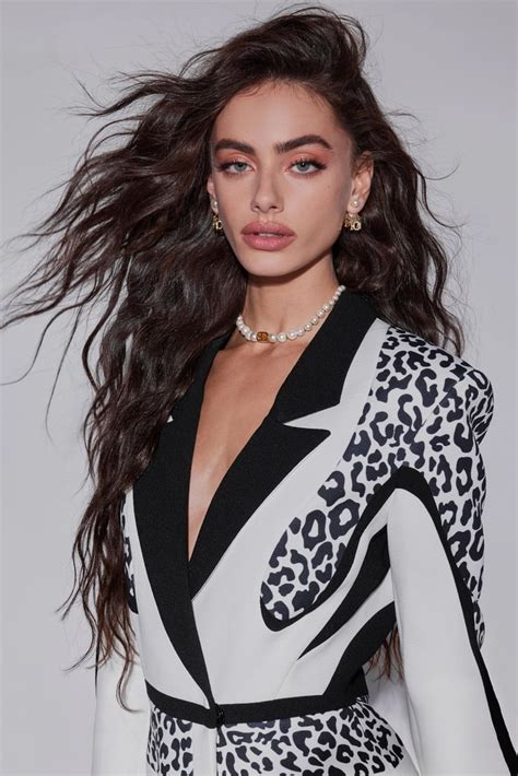 Yael Shelbia Image