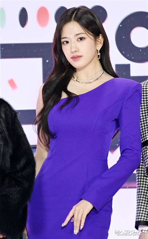 이기적인 비율 아이브 안유진 시선강탈 오늘은 나의 날[엑s Hd화보] 나무뉴스
