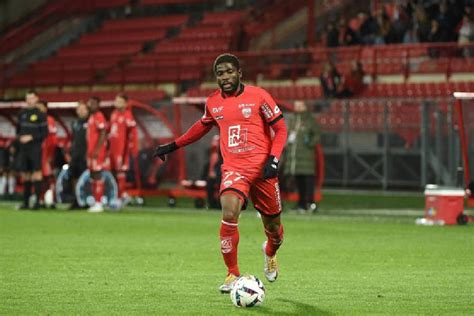 Accord trouvé entre Roger Assalé et le Stade d Abidjan