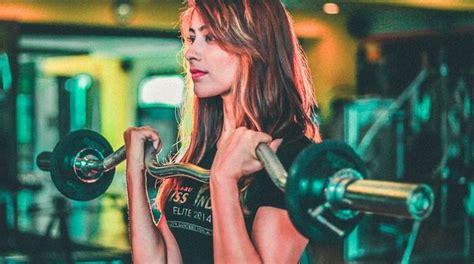 Scientist Reveals The Secret To Slow Down Your Aging Clock With Four Keys