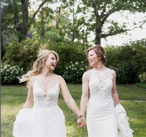Hailee And Kendras Profile Net Worth Age Height Relationships Faqs