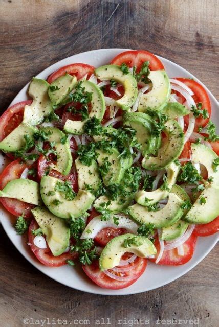 Ensalada De Tomate Y Aguacate Recetas De Laylita
