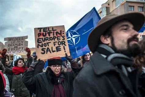 European Far Right Leaders Meeting To Condemn The Eu Are Greeted