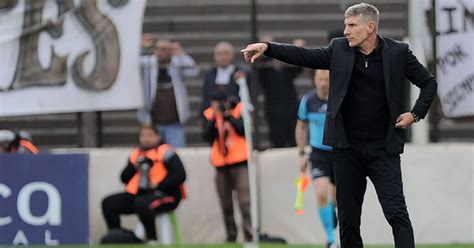 Oficial Martín Palermo Dejó De Ser El Entrenador De Platense Tras La