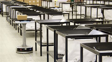 긱플러스와 홍콩 포스트 로봇 소포 분류 시스템 시행