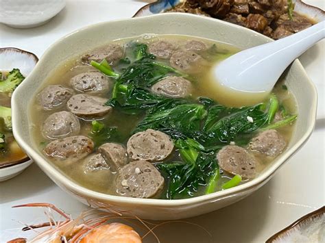 【鲜掉眉毛的青菜牛肉丸汤的做法步骤图】迷你胃下厨房