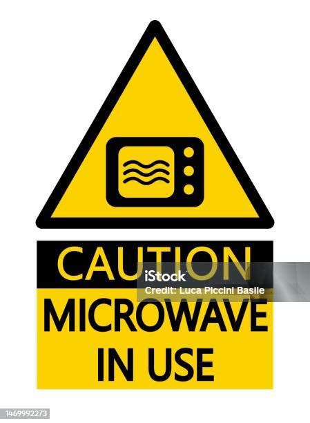 주의 전자레인지 사용 중 기호와 텍스트가 있는 경고 노란색 삼각형 기호입니다 가정용 장비에 대한 스톡 벡터 아트 및 기타 이미지 가정용 장비 경계 표지 노랑 Istock