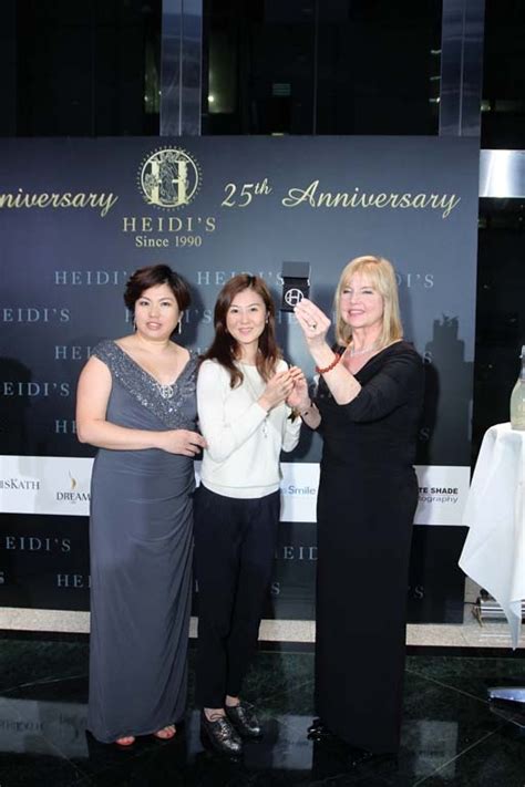 Heidis閃爍亮金銀禧夜25周年慶祝酒會